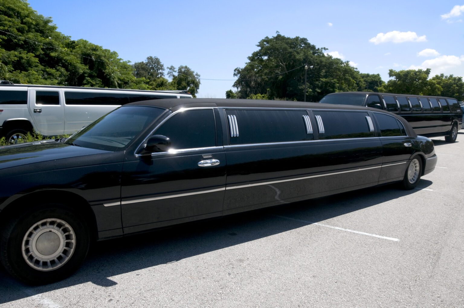Discover the Partners Limos Fleet: Luxury & Versatility in New Jersey ...